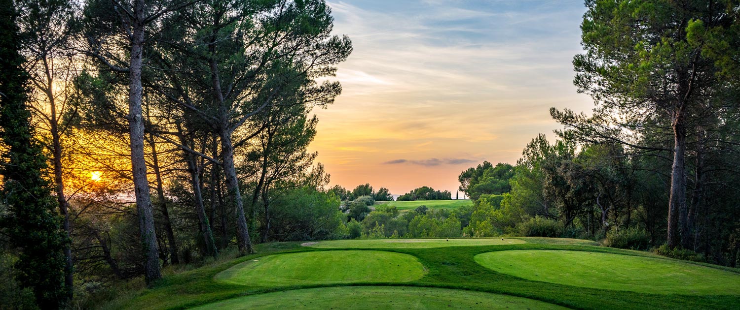 Discover the 5 most beautiful golf courses in France - Trip My France